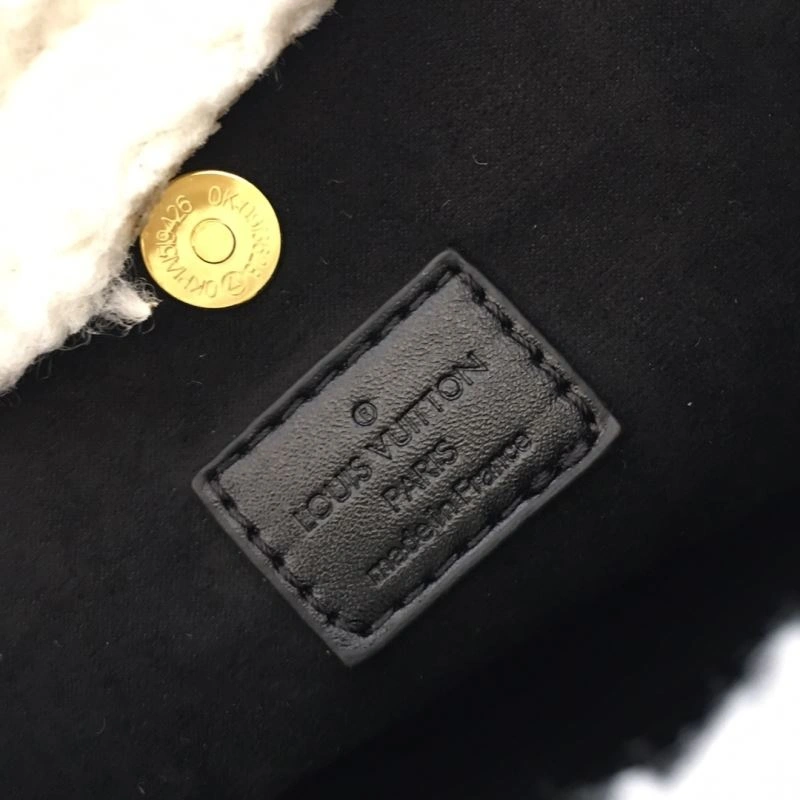 Factory-made Louis Vuitton Shopping Bags