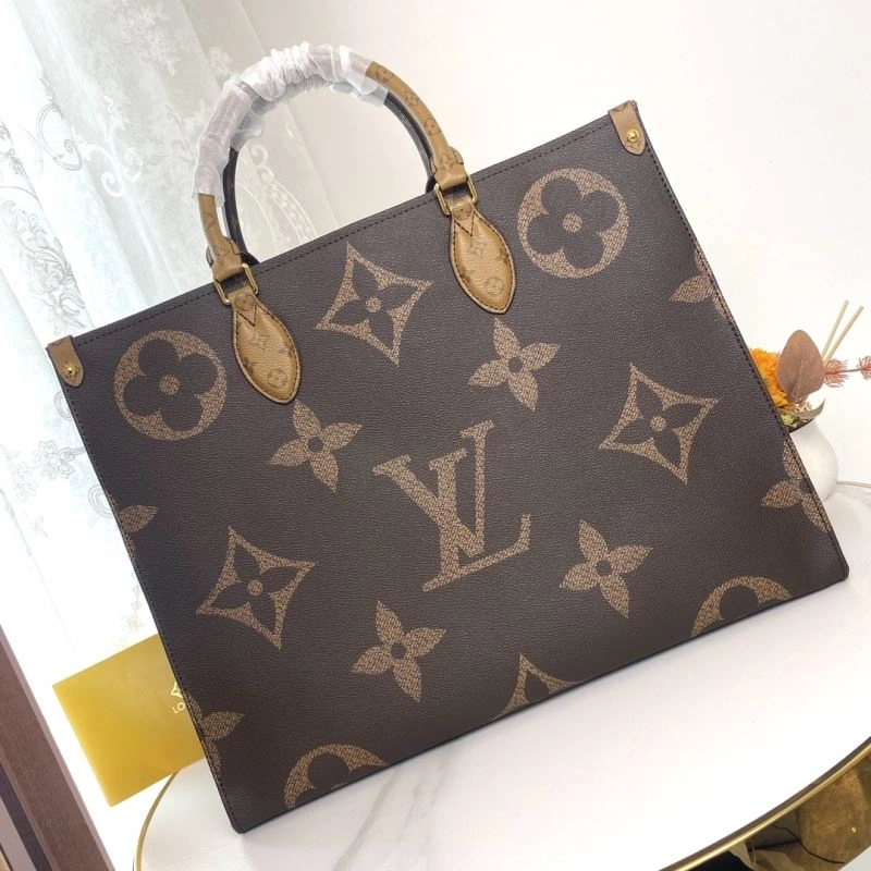 Bargain Louis Vuitton Shopping Bags