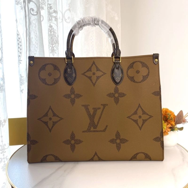 Bargain Louis Vuitton Shopping Bags