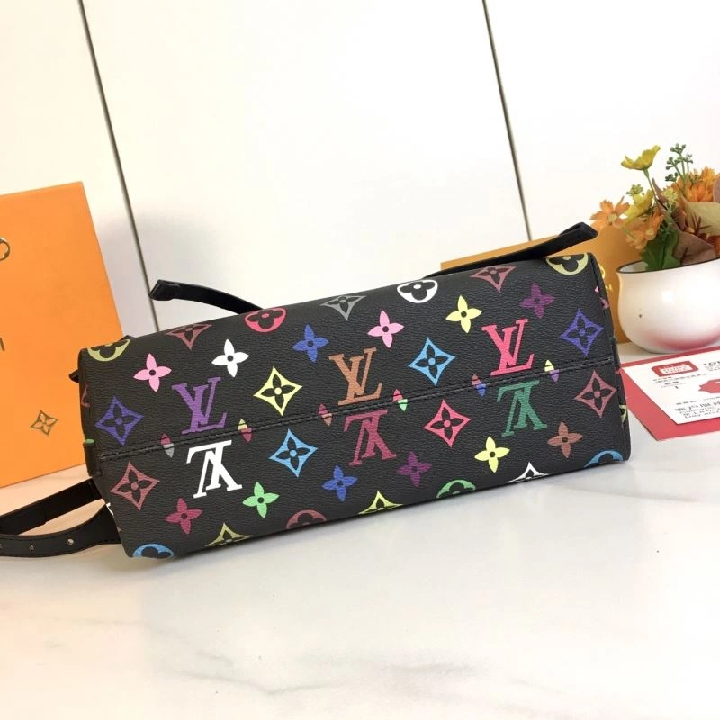 Indistinguishable Louis Vuitton Shopping Bags