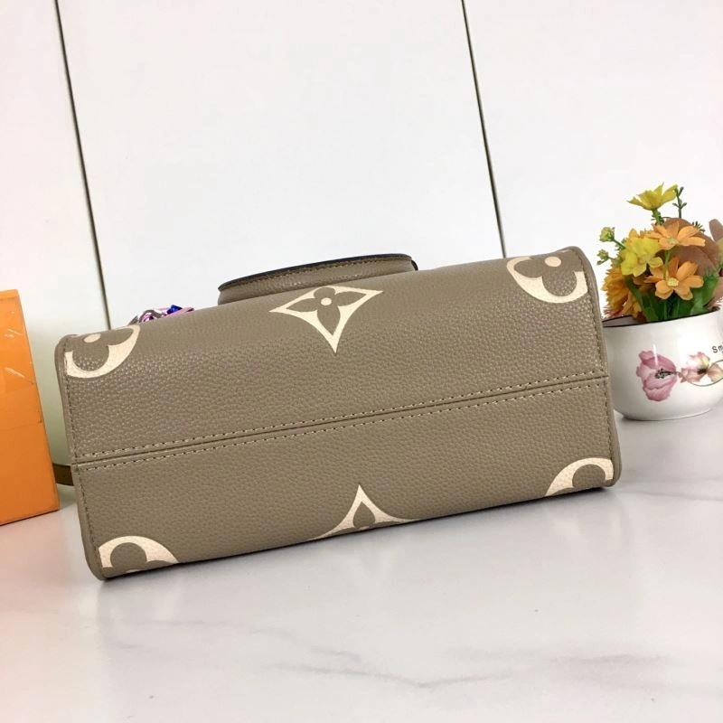 High fidelity Louis Vuitton Shopping Bags