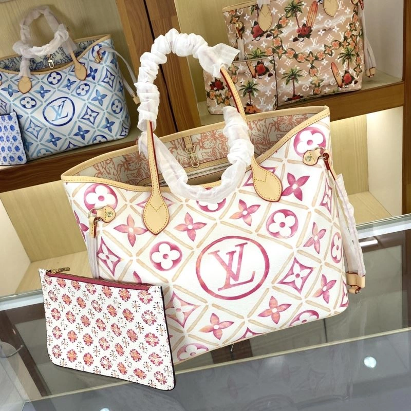 Precise copy Louis Vuitton Shopping Bags