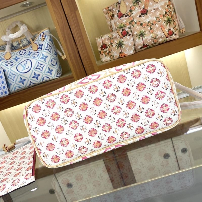 Precise copy Louis Vuitton Shopping Bags