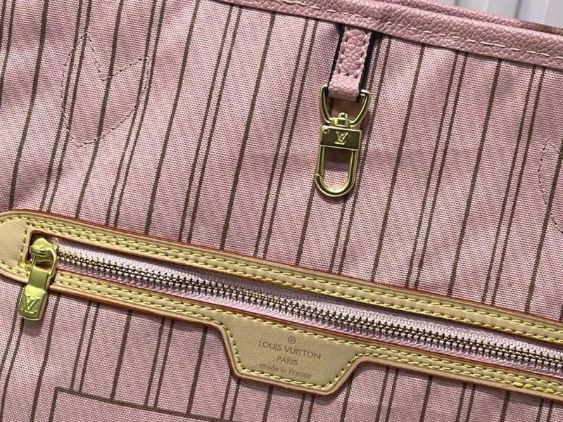 Exact replica Louis Vuitton Shopping Bags