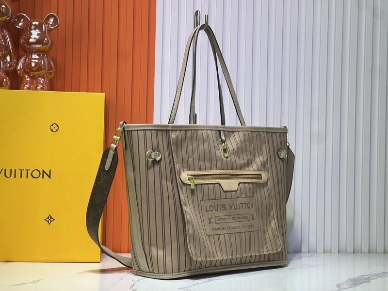 Top mirror Louis Vuitton Shopping Bags