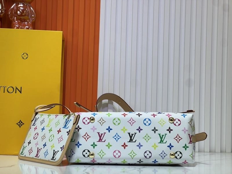 Bargain Louis Vuitton Shopping Bags