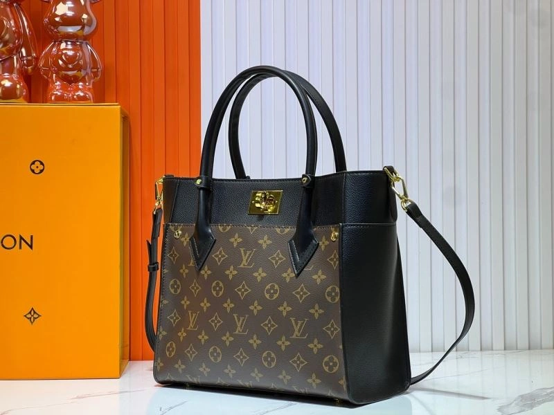 Low-cost Louis Vuitton Shopping Bags