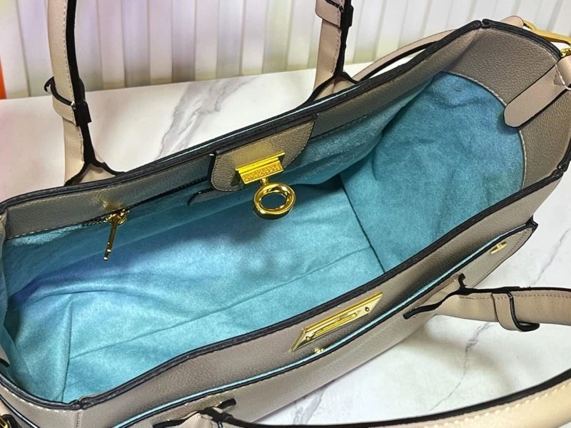 Inexpensive Louis Vuitton Shopping Bags