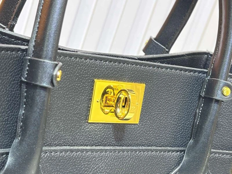 Factory-made Louis Vuitton Shopping Bags