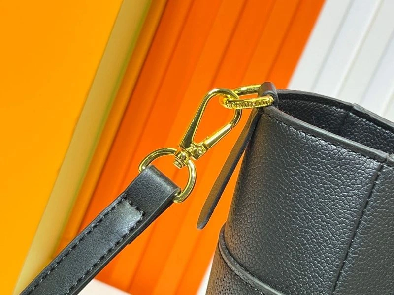 Factory-made Louis Vuitton Shopping Bags
