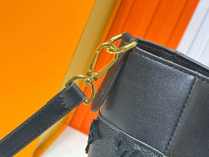 Affordable Louis Vuitton Shopping Bags