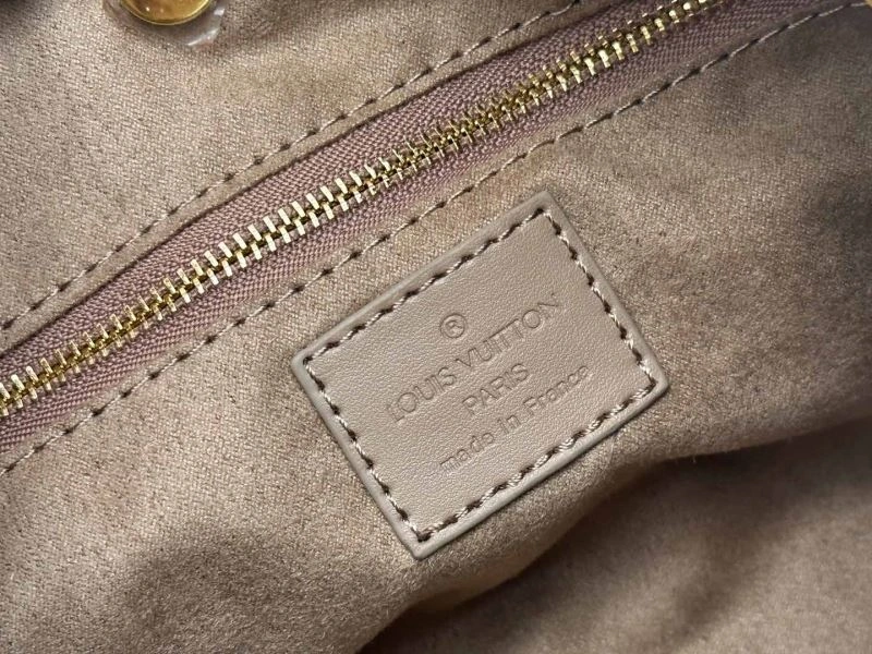 High accuracy Louis Vuitton Shopping Bags