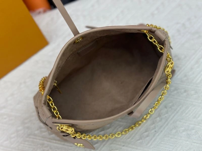 High accuracy Louis Vuitton Shopping Bags