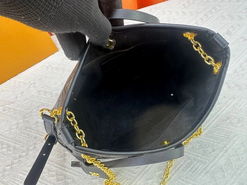 Value-priced Louis Vuitton Shopping Bags