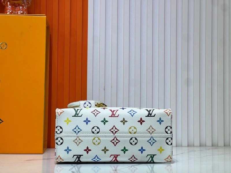 High accuracy Louis Vuitton Shopping Bags