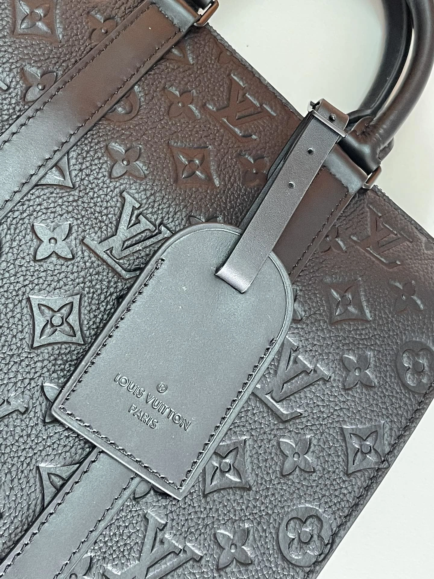 High fidelity Louis Vuitton Shopping Bags