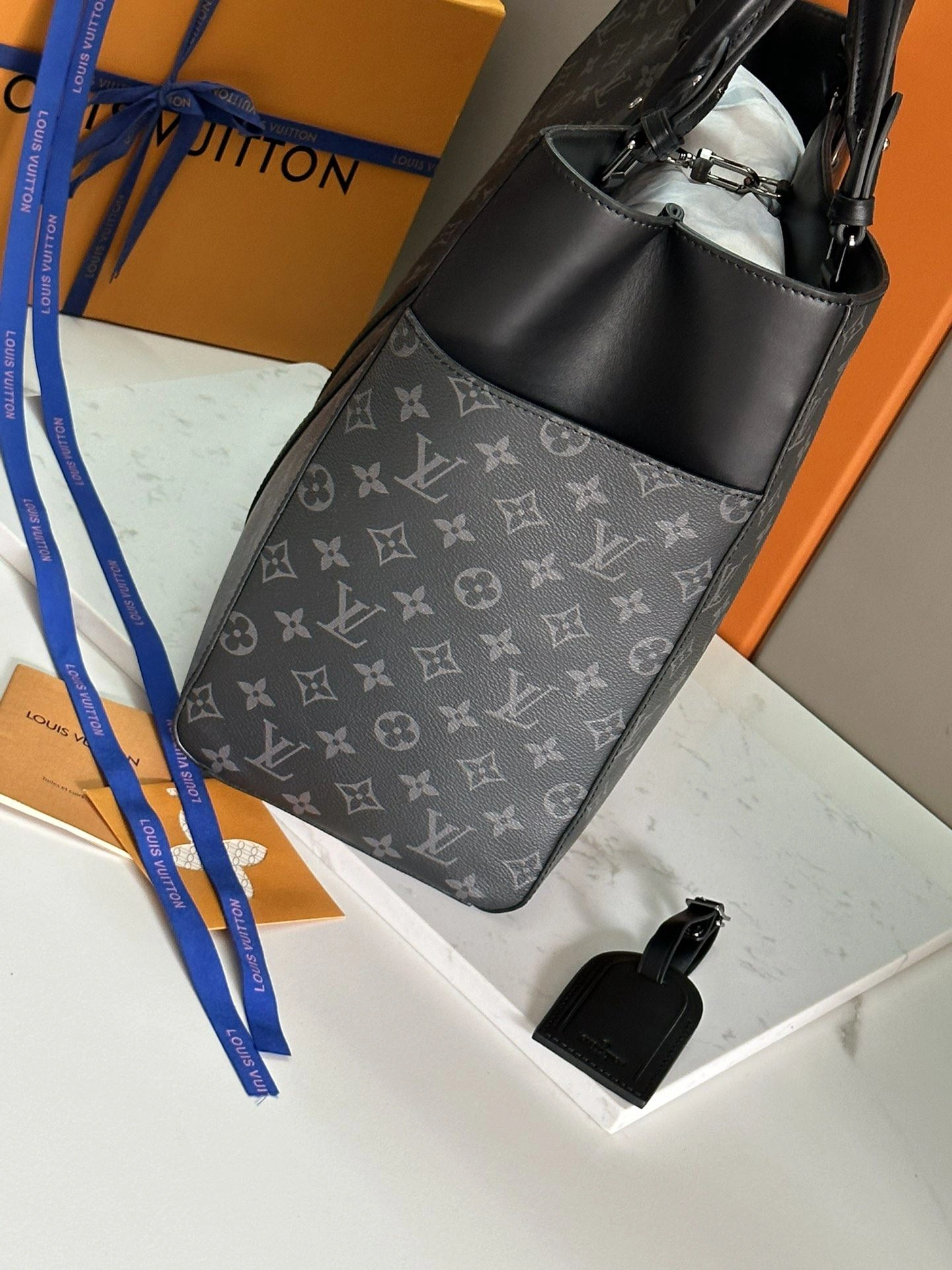 Precise copy Louis Vuitton Shopping Bags