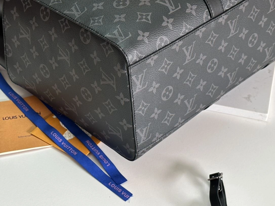 Precise copy Louis Vuitton Shopping Bags