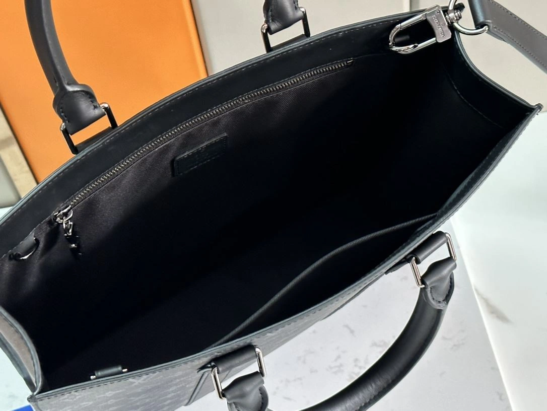 Precise copy Louis Vuitton Shopping Bags