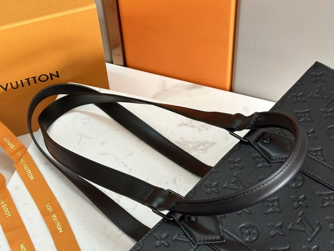 Mirror quality Louis Vuitton Shopping Bags
