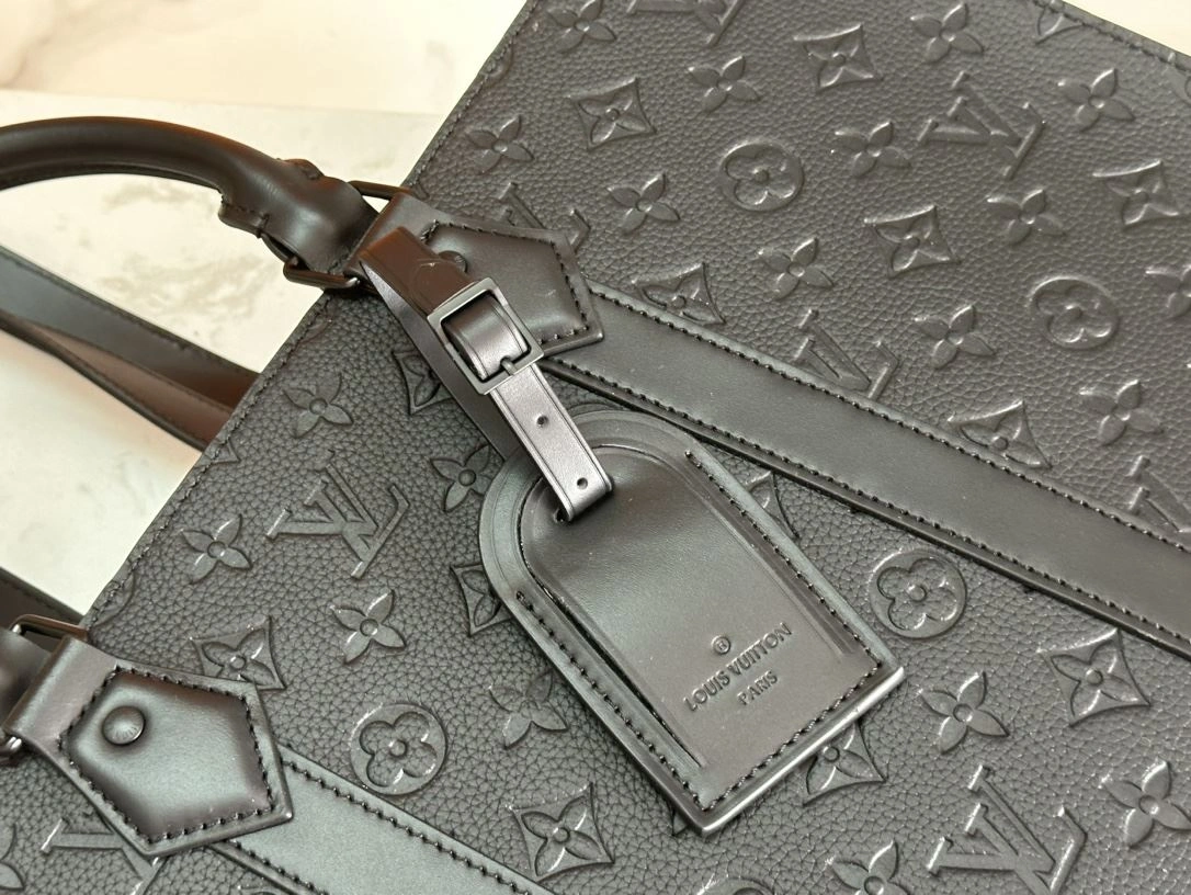 Mirror quality Louis Vuitton Shopping Bags
