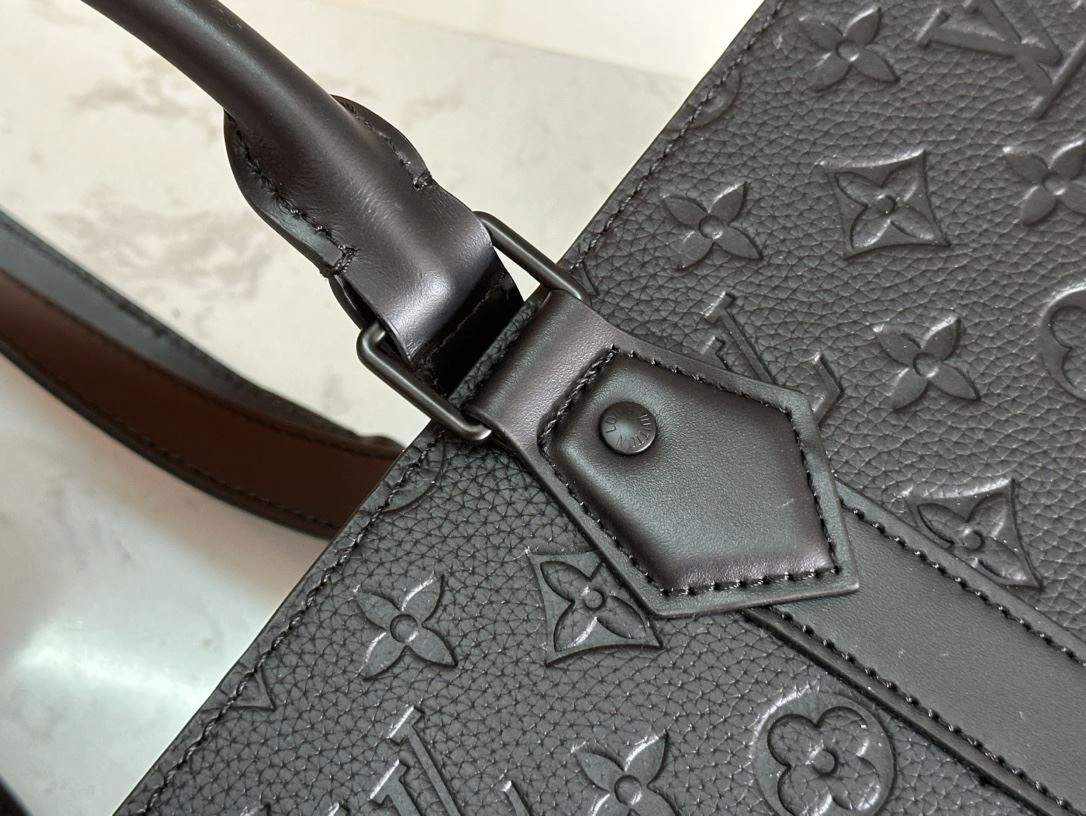 Mirror quality Louis Vuitton Shopping Bags