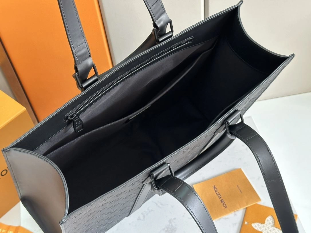 Mirror quality Louis Vuitton Shopping Bags