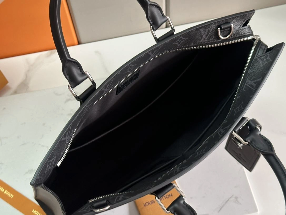 Top match Louis Vuitton Shopping Bags