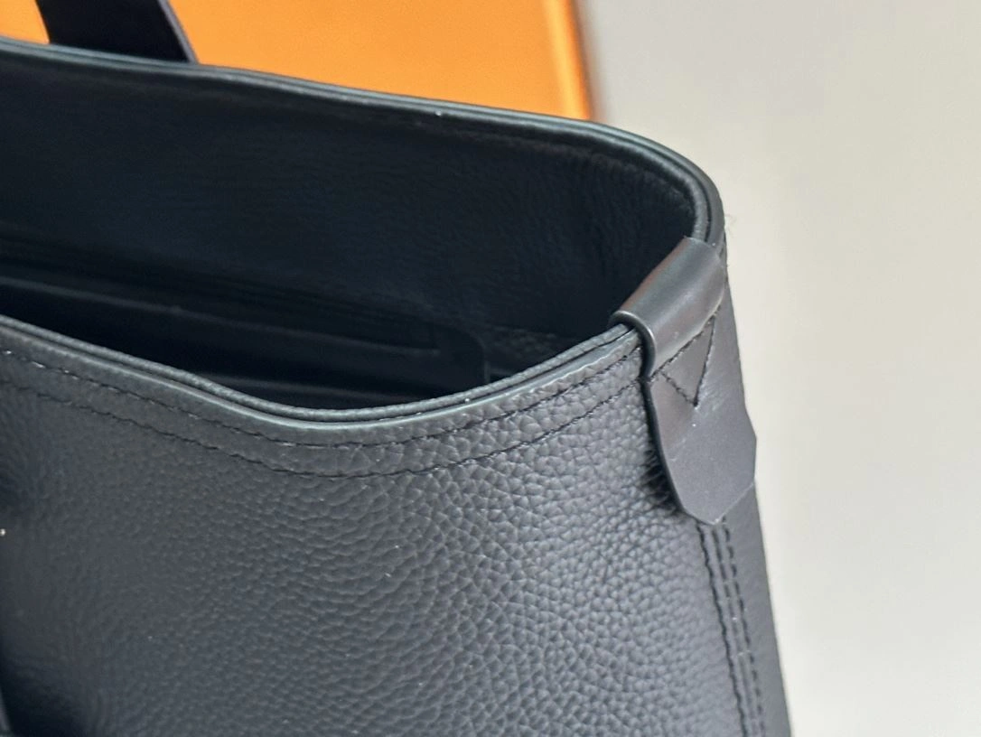 Brand-original Louis Vuitton Shopping Bags