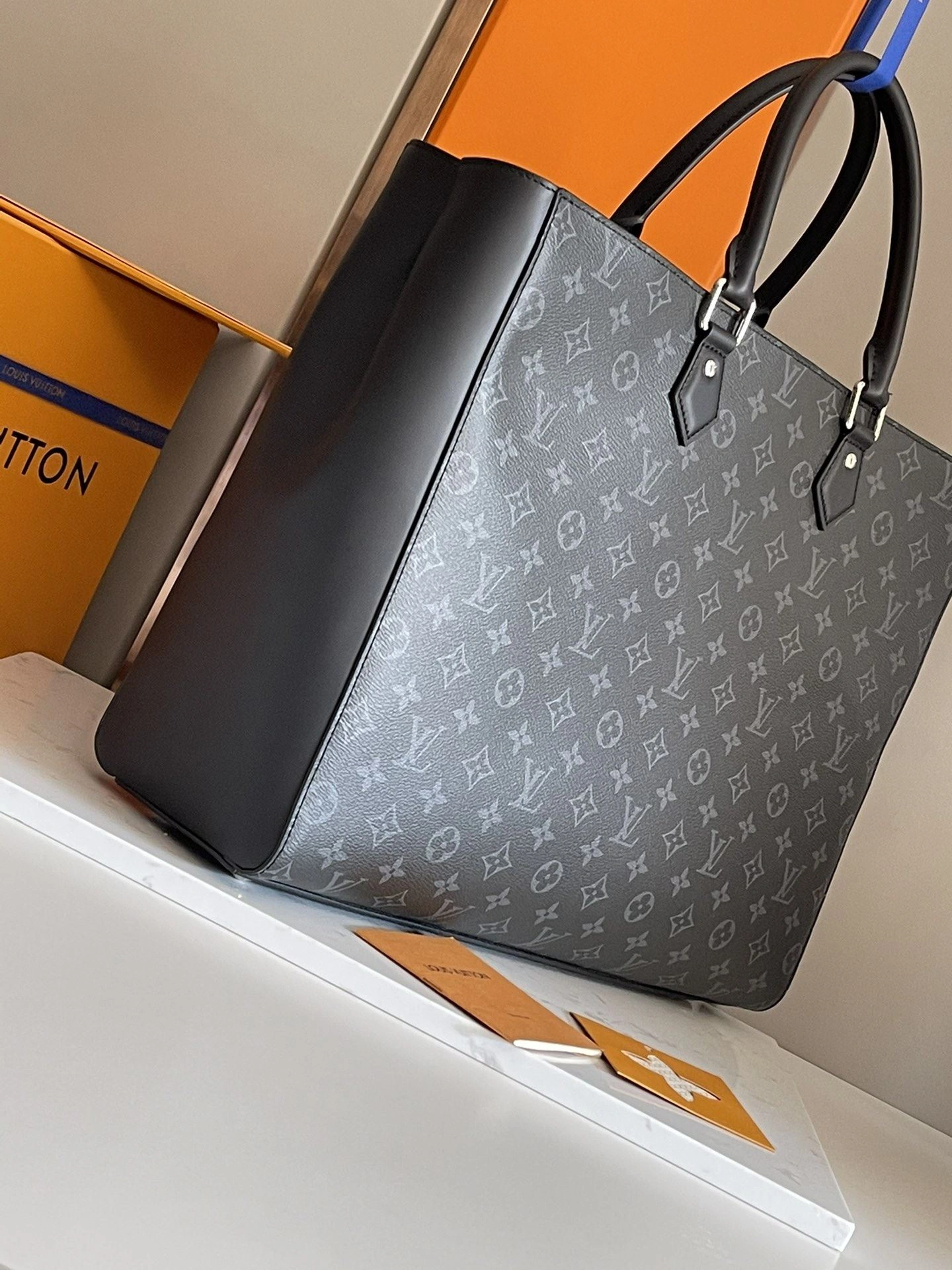 Mirror quality Louis Vuitton Shopping Bags