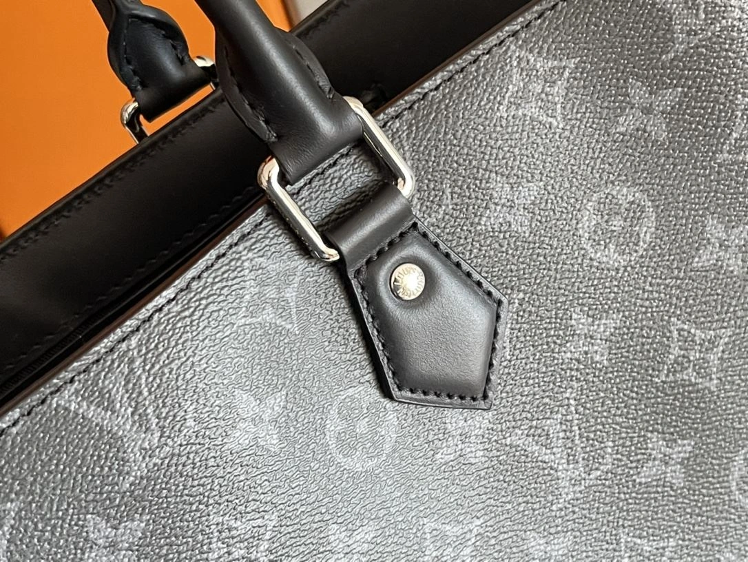 Mirror quality Louis Vuitton Shopping Bags
