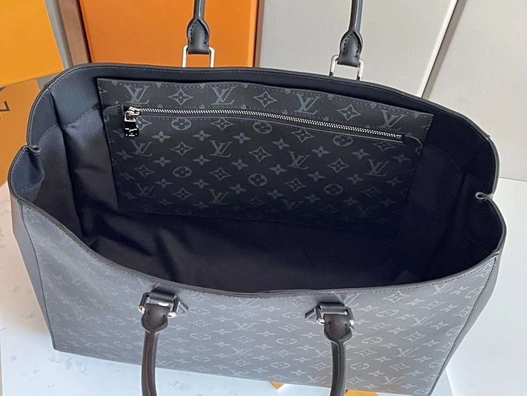 Mirror quality Louis Vuitton Shopping Bags
