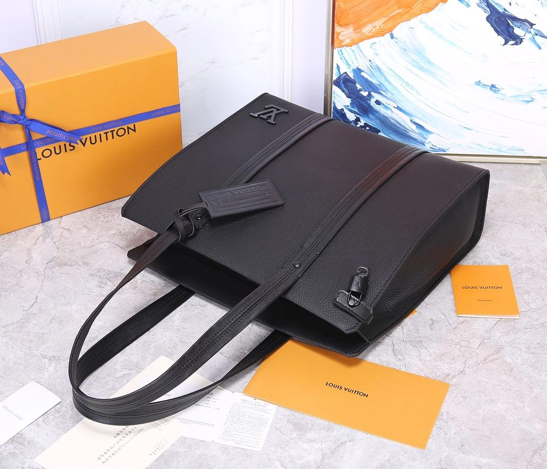 Bargain Louis Vuitton Shopping Bags