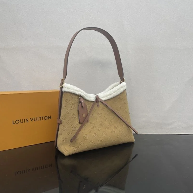 Exact replica Louis Vuitton Shopping Bags