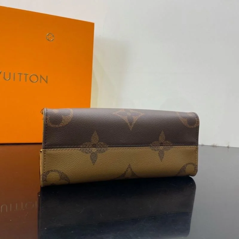 Factory-made Louis Vuitton Shopping Bags