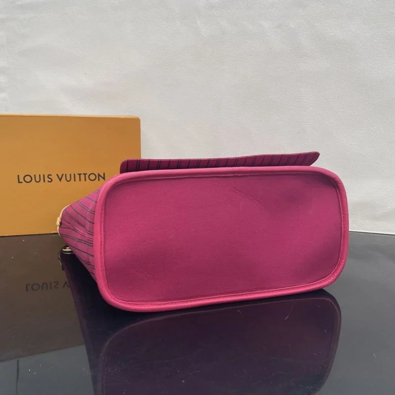 Mirror quality Louis Vuitton Shopping Bags