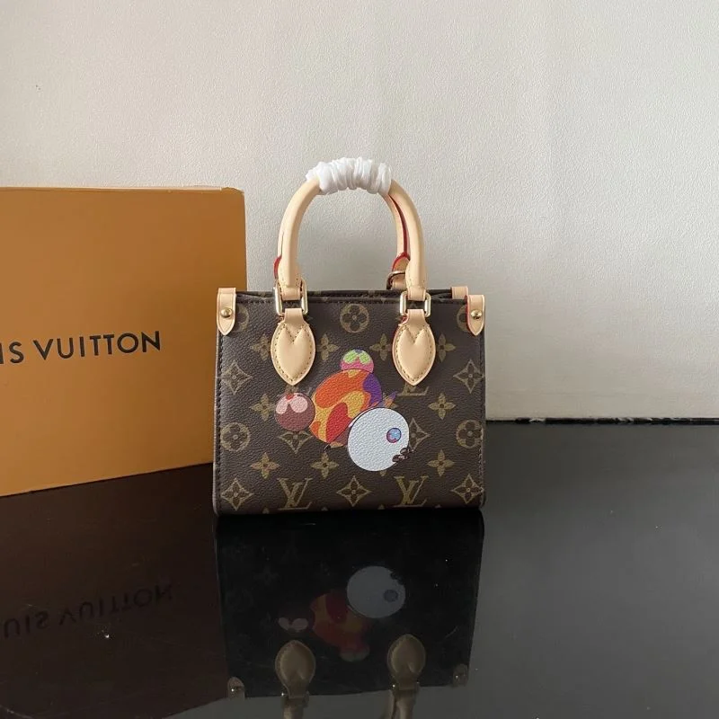 Indistinguishable Louis Vuitton Shopping Bags