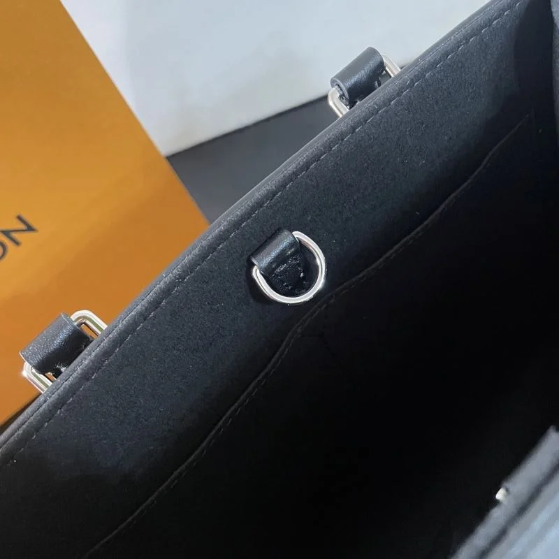 Discounted Louis Vuitton Shopping Bags