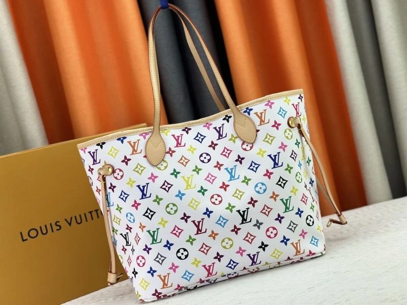 Value-priced Louis Vuitton Shopping Bags