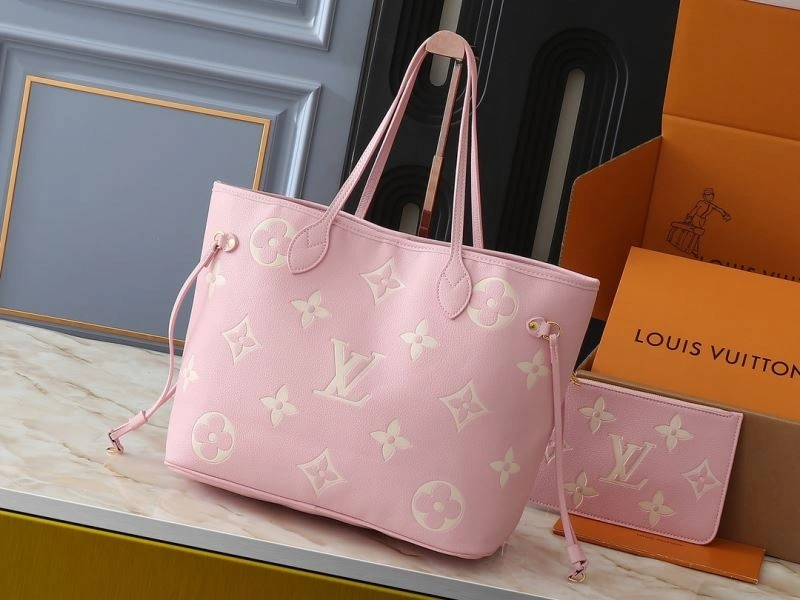 Accurate model Louis Vuitton Shopping Bags