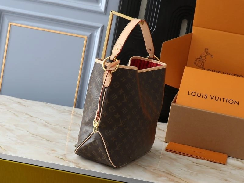 Value-priced Louis Vuitton Shopping Bags