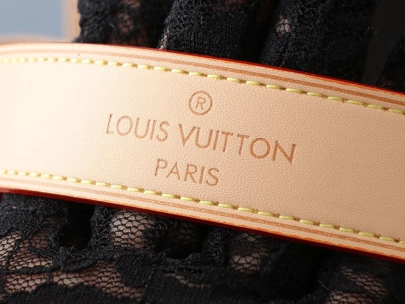 Value-priced Louis Vuitton Shopping Bags