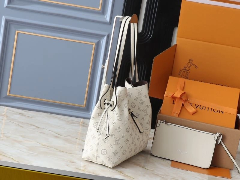 Original Louis Vuitton Shopping Bags