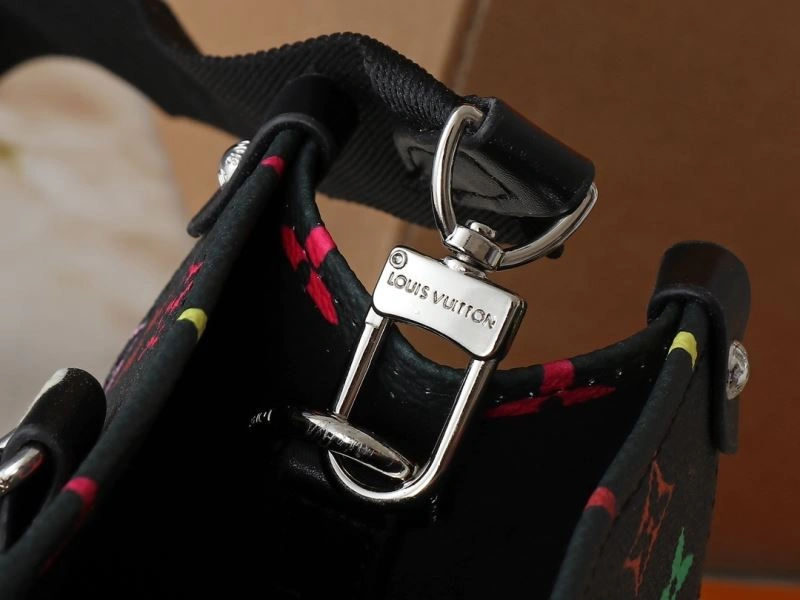Mirror quality Louis Vuitton Shopping Bags