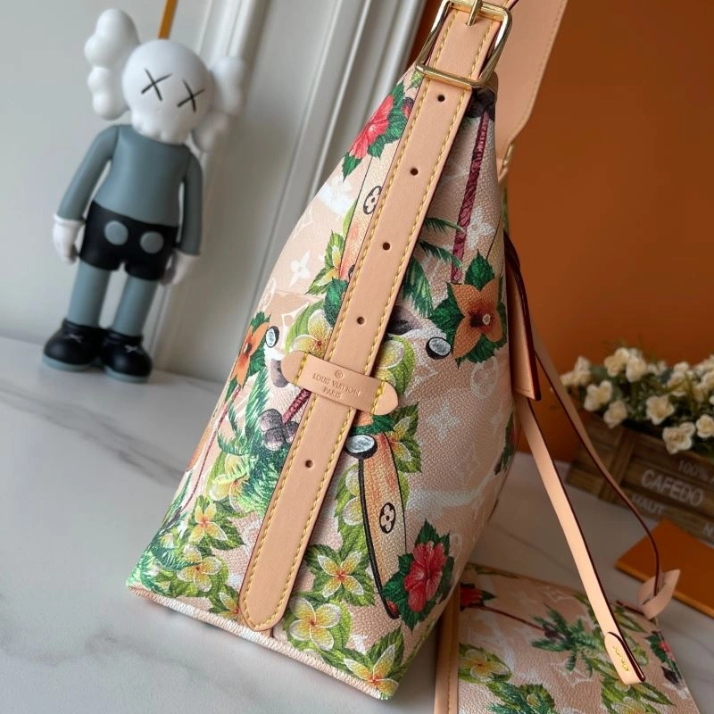 High fidelity Louis Vuitton Shopping Bags