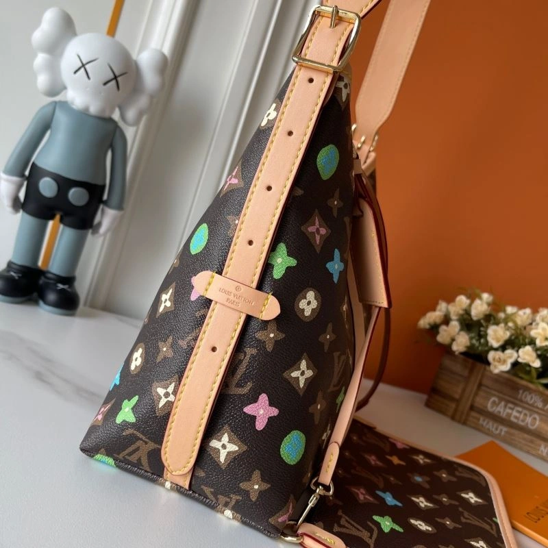 Inexpensive Louis Vuitton Shopping Bags