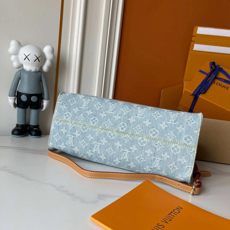 Low-cost Louis Vuitton Shopping Bags