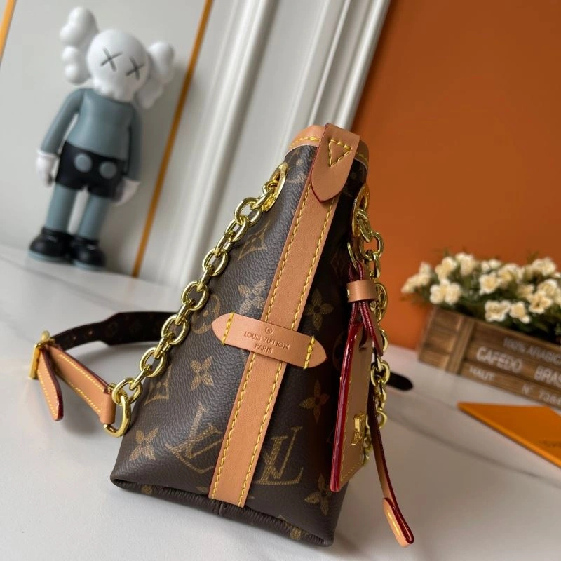 Value-priced Louis Vuitton Shopping Bags