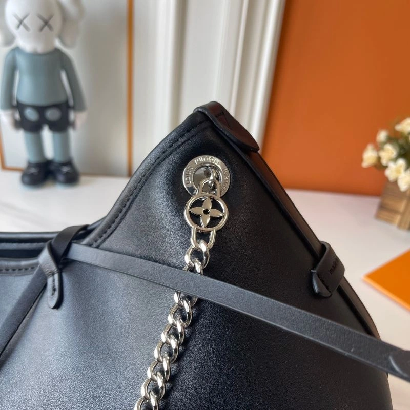 Factory-made Louis Vuitton Shopping Bags