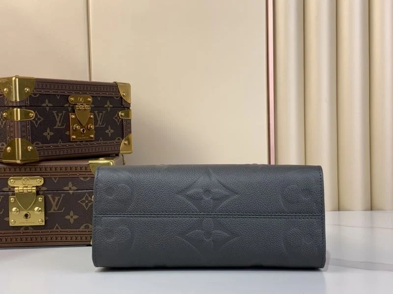 Top mirror Louis Vuitton Shopping Bags